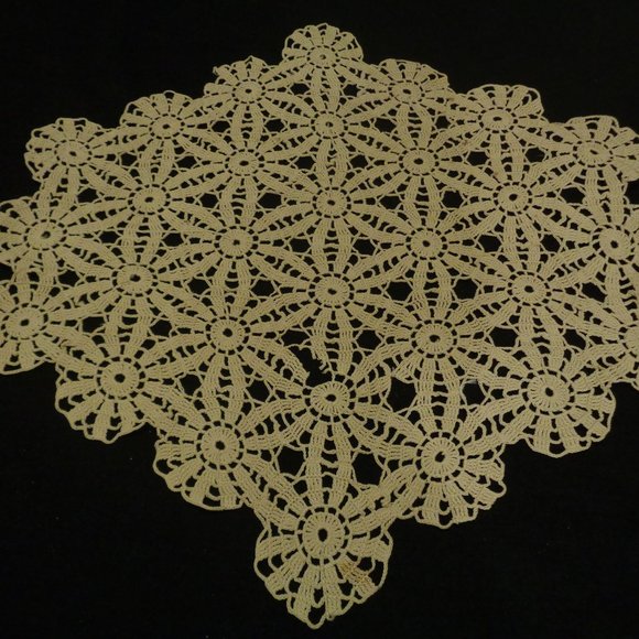 EARLY VINTAGE | Accents | Early Vintage Beige Crochet Lg Doily | Poshmark